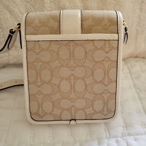 Coach | Bags | Coach Cream Purse | Poshmark